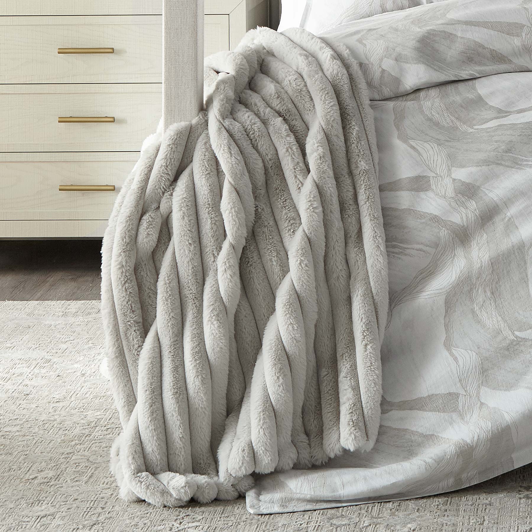 Mondo Grey Luxe Throw (42x98) by Lili Alessandra